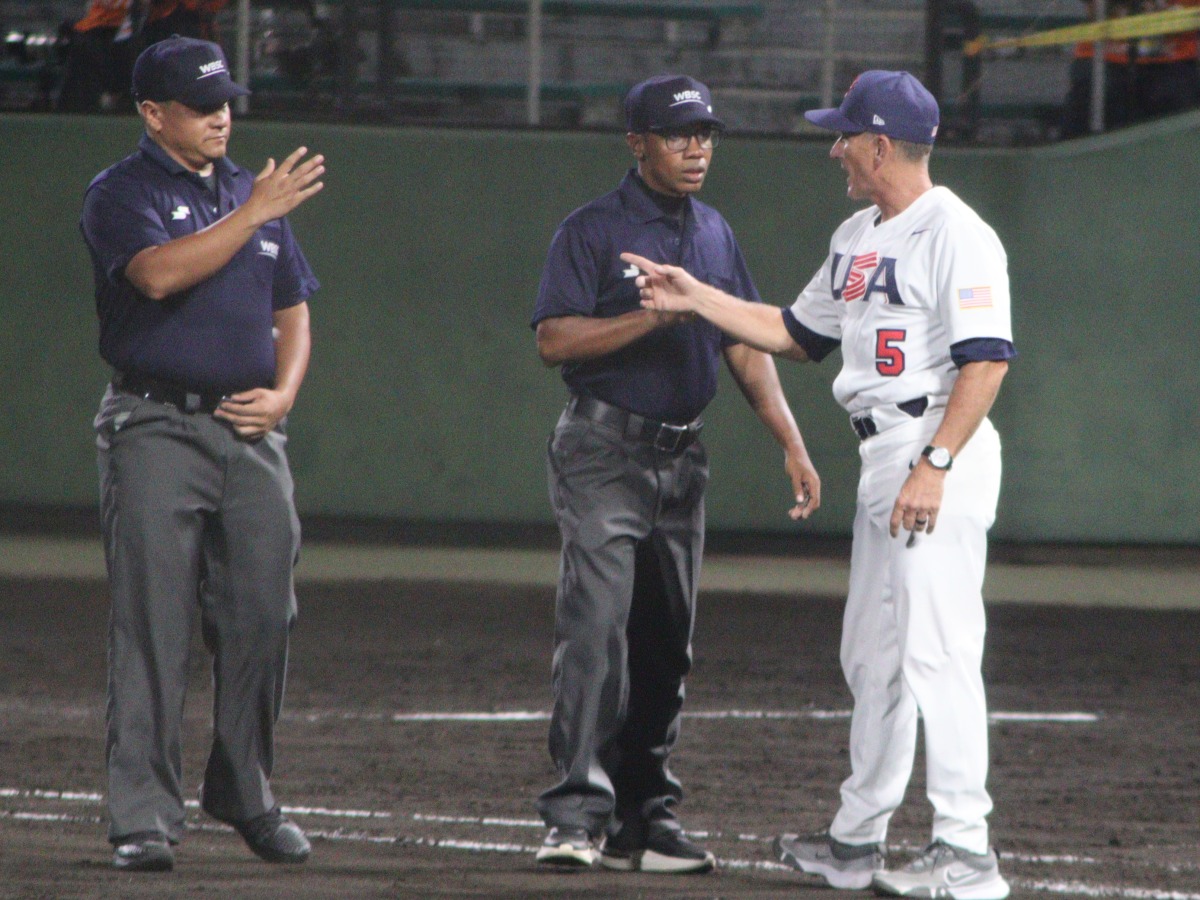 アメリカ代表指揮官が激昂で退場処分、まさかの出来事にファンも困惑「初めて見た」「日本の高校野球じゃ考えられへん」【U18W杯】｜記事一覧｜高校野球ドットコム